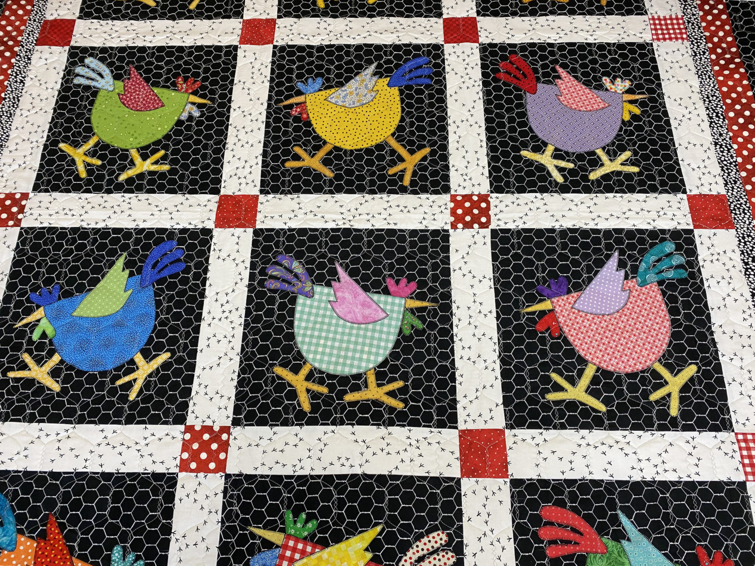 Freida’s Chickens Appliqué Quilt! – Lady Bird Quilts